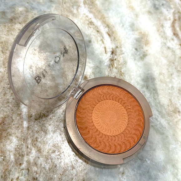 Buxom | Makeup | New Bronzer Buxom Staycation Vibes Bronzer Rooftop Tan ...